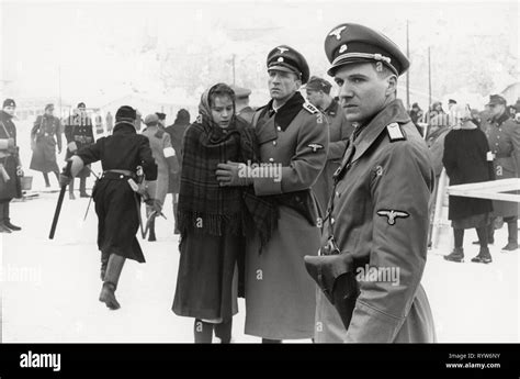Schindlers List Year 1993 Usa Director Steven Spielberg Embeth Davidtz Ludger Pistor