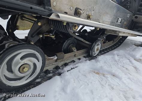 2007 Polaris Wide Trak Snowmobile In Lead Sd Item Er5155 Sold Purple Wave