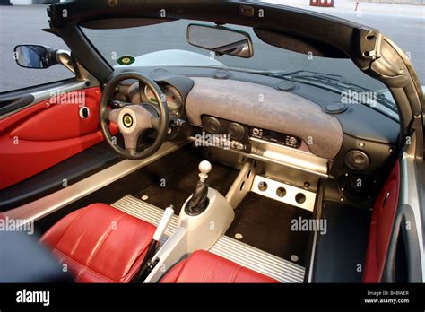 Elise Interior