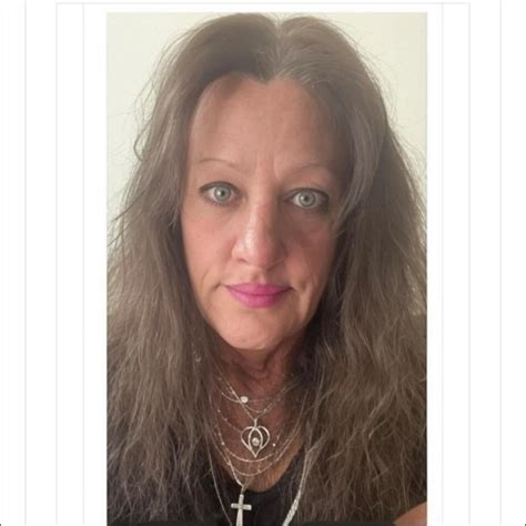 Elizabeth Bell Breaking Bill And Hillary Clinton Facebook