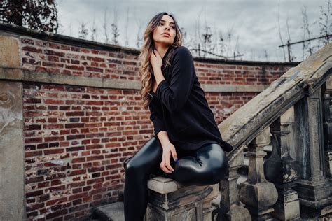 Black Clothing Girl Sitting On Stairs Wallpaperhd Girls Wallpapers4k