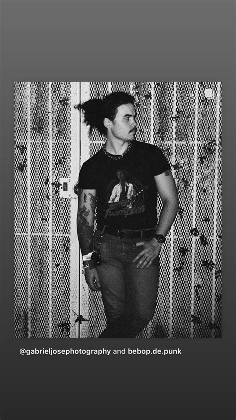 Artist Profile — Your Favorite Place To Discover
