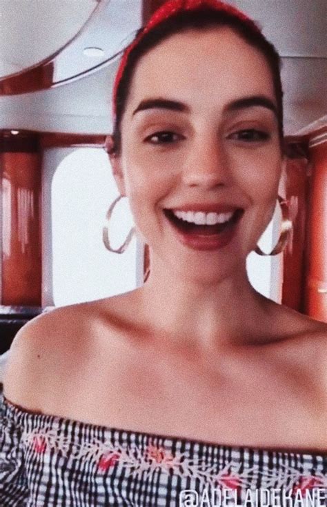 Pin De Nina Em Adelaide Kane B Girl Adelaine Kane Cortes De Cabelo