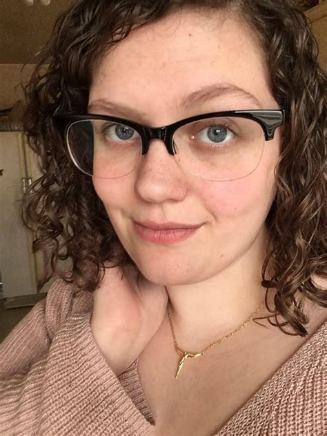 Someone Help Me Find My Doppelganger Please Scrolller