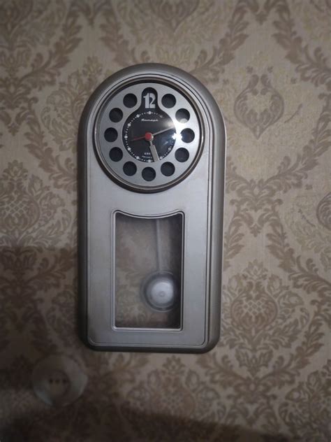 Часы настенные янтарь кварц маятник СССР в виде телефонный диск винтаж 350 грн Інші товари