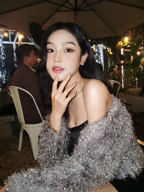 Ti U Tam Anh Thu Trong Ch Ng Ta C A N M Sau Khoe Nhan S C Xinh P