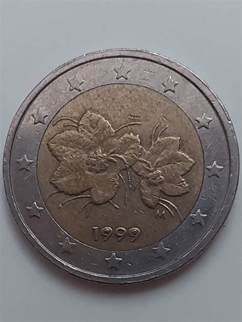 found a double error 1999 has bulges r eurocoins