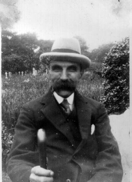 John Pile 1867 1954 1923 You Always Need A Cane Portraiture Portrait Vintage Photos