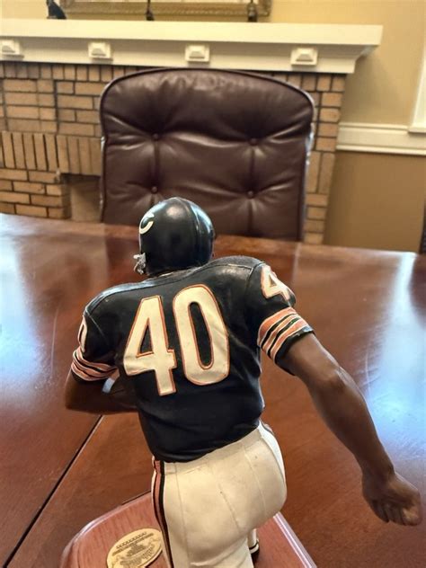 Danbury Mint Gale Sayers Chicago Bears Figurine Statue Wo Coa Ebay