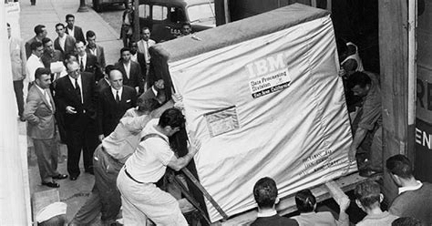 se cumplen 50 años desde la creación del primer disco duro infobae