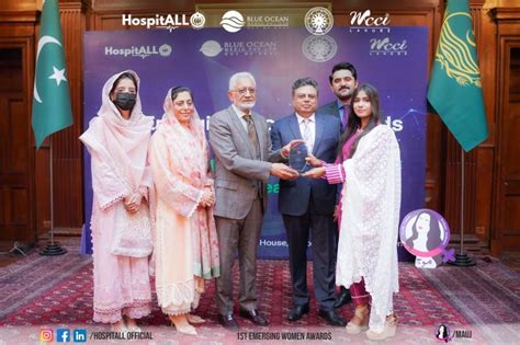 Iqra Mansoor On Linkedin Mother Journeyofsuccess Journeyoflife