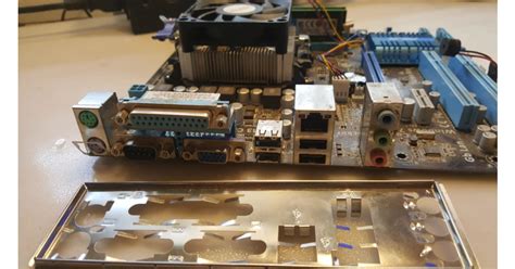 Kit AMD Athlon II Dual Core Socket AM ASUS M N T M V Gb Ddr Pentru AMD Asrock