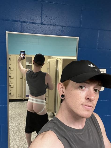 Feeling the vintage jockstrap 😏 : r/menslockerroom