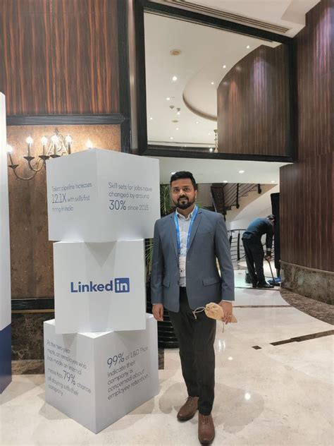 Linkedin Tapesh Gogi