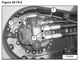 BobCat E35 TRAVEL MOTOR Removal And Installation