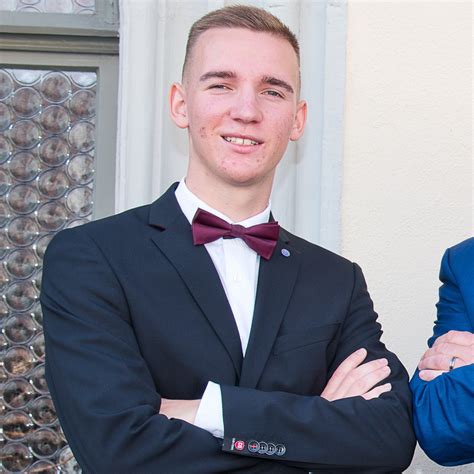 Tom Scheffel Front Office Schichtleiter H Xing