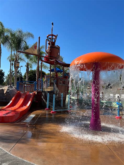 Discover The Best Kept Secret In Anaheim The Howard Johnson Anaheim