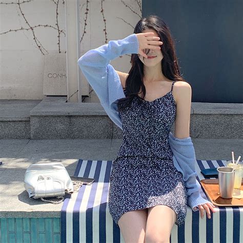 소녀나라 청순핏가디건set 블루 플라워 셔링 스트링 끈 나시 뷔스티에 미니 원피스 니트 가디건 세트