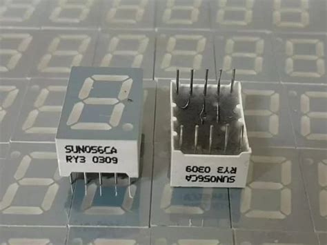 7 Segment Display Common Anode White 14mm 056 At ₹ 5piece Grant
