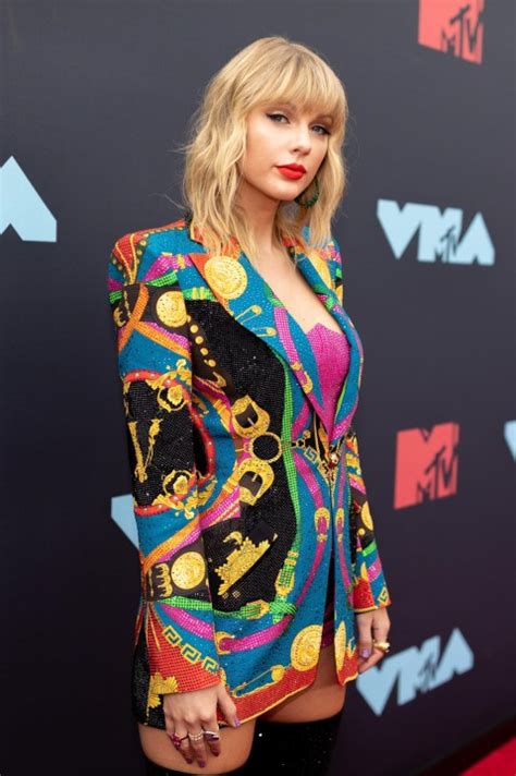 Taylor Swift Then And Now Photos Of Her Young Teen Days To Now