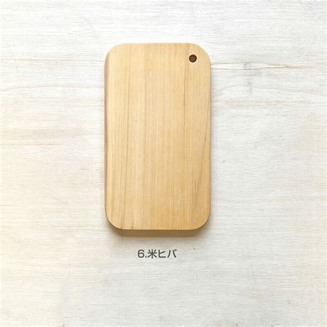 【楽天市場】天然木カッティングボード まな板 木製 木 一点物 職人手作り キッチン用品 調理器具 キャンプ インテリア おしゃれ カフェ