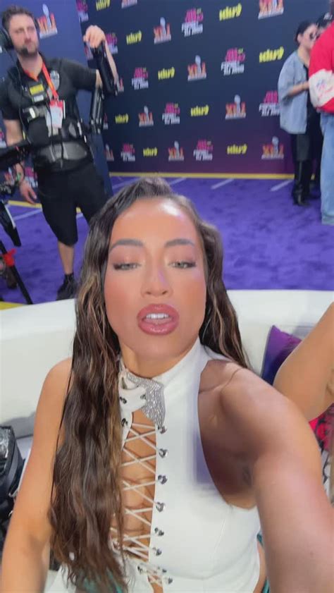 Steph Mi Live At The Super Bowl Jamiehauptmann Tubi Instagram