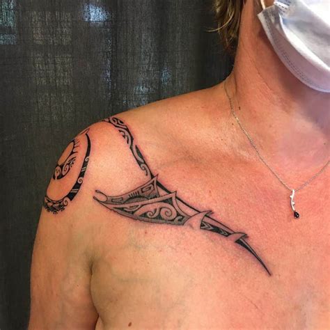 Small Tribal Shoulder Tattoos