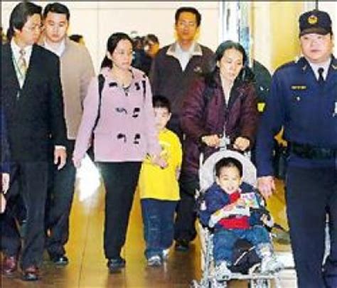 陳幸妤攜子返國 粉碎流亡說 政治 自由時報電子報