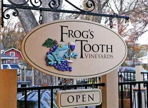 Frogs Tooth Vineyards Award Winning Sierra Foothills Wines