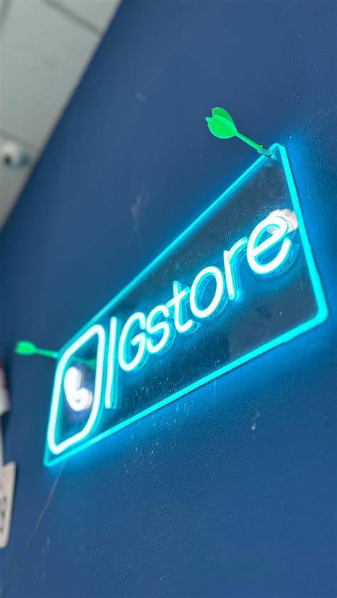 Gstore • ჯისთორი ყველაზე დიიდი აიფონი და მისი წინამორბედი ყველაზე კარგი პირობებით ჯითორში