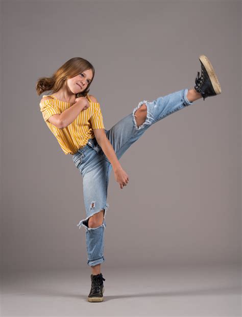 Olivia Tinoco — Nova Mm