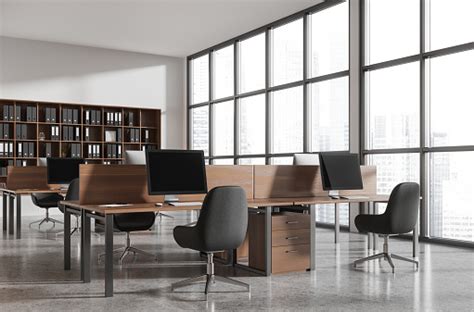 테이블과 Pc 컴퓨터 선반 및 파노라마 창이 있는 작업장 인테리어 0명에 대한 스톡 사진 및 기타 이미지 0명 3차원 형태 가구 Istock