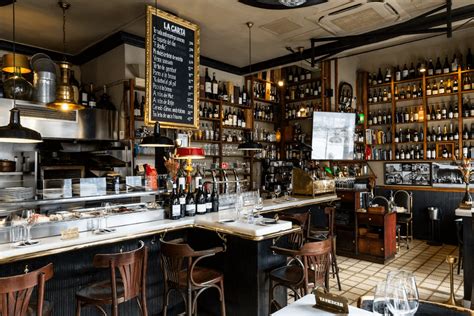 Bar Mut Bars And Pubs In Dreta De Leixample Barcelona