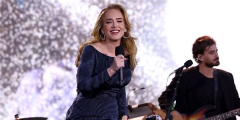 The Celebrity Meeting That Stopped Adele In Her Tracks Bay 939