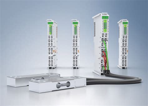 weighing function and sensor power supply combined in a single terminal