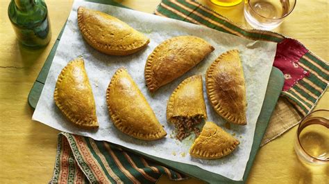 Jamaican Beef Patties Recipe Lynnecurry
