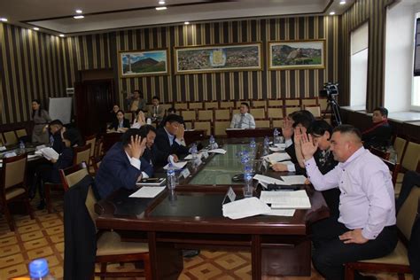 НАЛАЙХ ДҮҮРГИЙН ЭДИЙН ЗАСАГ НИЙГМИЙГ 2018 ОНД ХӨГЖҮҮЛЭХ ҮНДСЭН ЧИГЛЭЛИЙГ БАТАЛЛАА