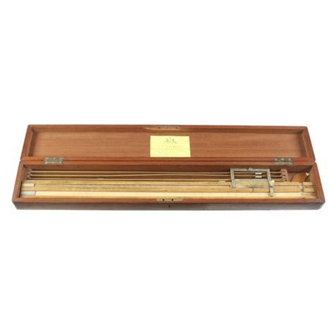 A Boxwood Computing Scale By Stanley London Cw 10 Slender Slides With