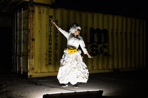 Sex Education Ii Play Maska