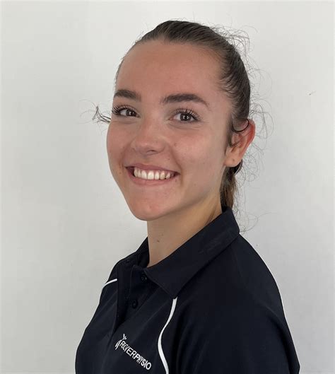 Sofia Smith Chartered Physiotherapist Recover Physio