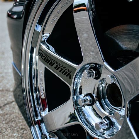 Polished Volk Racing Te37 Wheel Racing Wheel Car Show