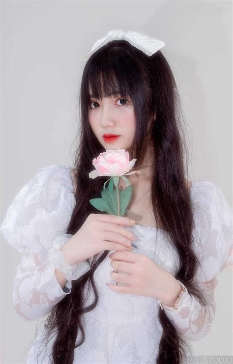 Phi Nhi Em Ay Rat Thich Mau Hong Thich Luon Ca Viec Anh Lam Chong Em D N