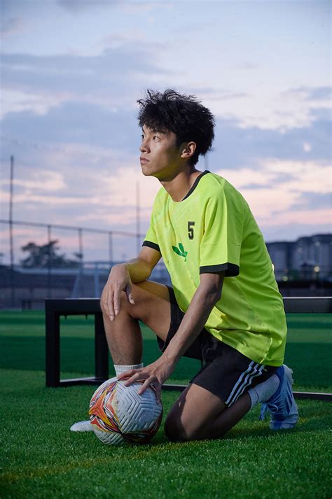 健身房海报背景素材 健身房海报背景图片 健身房海报背景模板 设图网