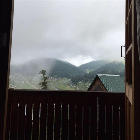 თომას ქოხი Thomas Cabin Chokhatauri