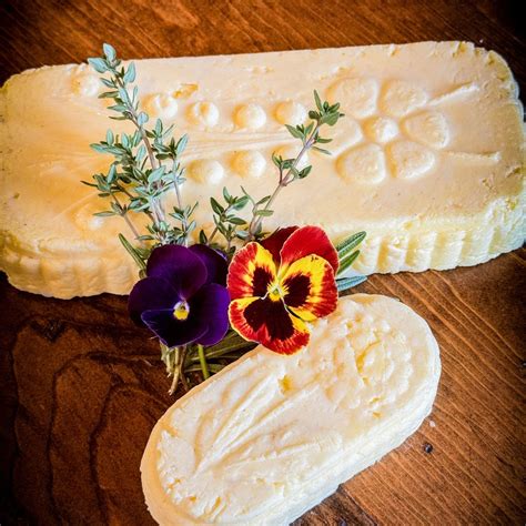 How To Make Homemade Butter The Easy Way Video Wagon Wheel Homestead