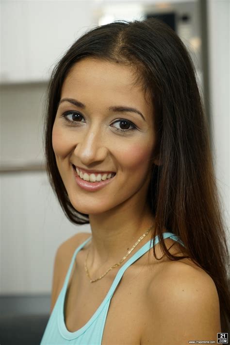 Darce Lee Face Wallpicsnet Wallpapers Photos Pictures Backgrounds