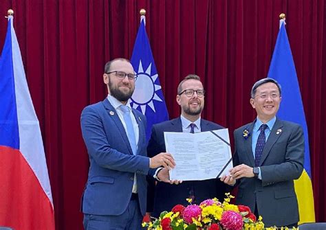 Czechs Team Up With Taiwan For Ukraine Reconstruction World News Asiaone