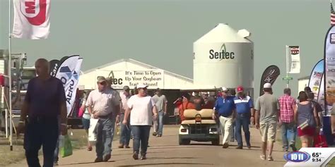 Jon Live At Husker Harvest Days With A Nebraska Soybean Producer