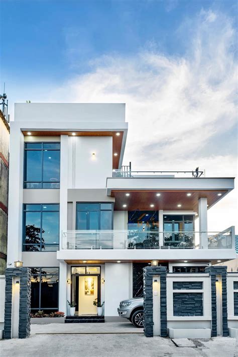 Mon Lay မွန်လေး