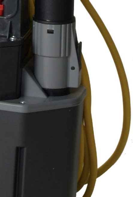 Bissell Bgu1800t Upright Vacuum Cleaner — 900w Dual Motor Multi